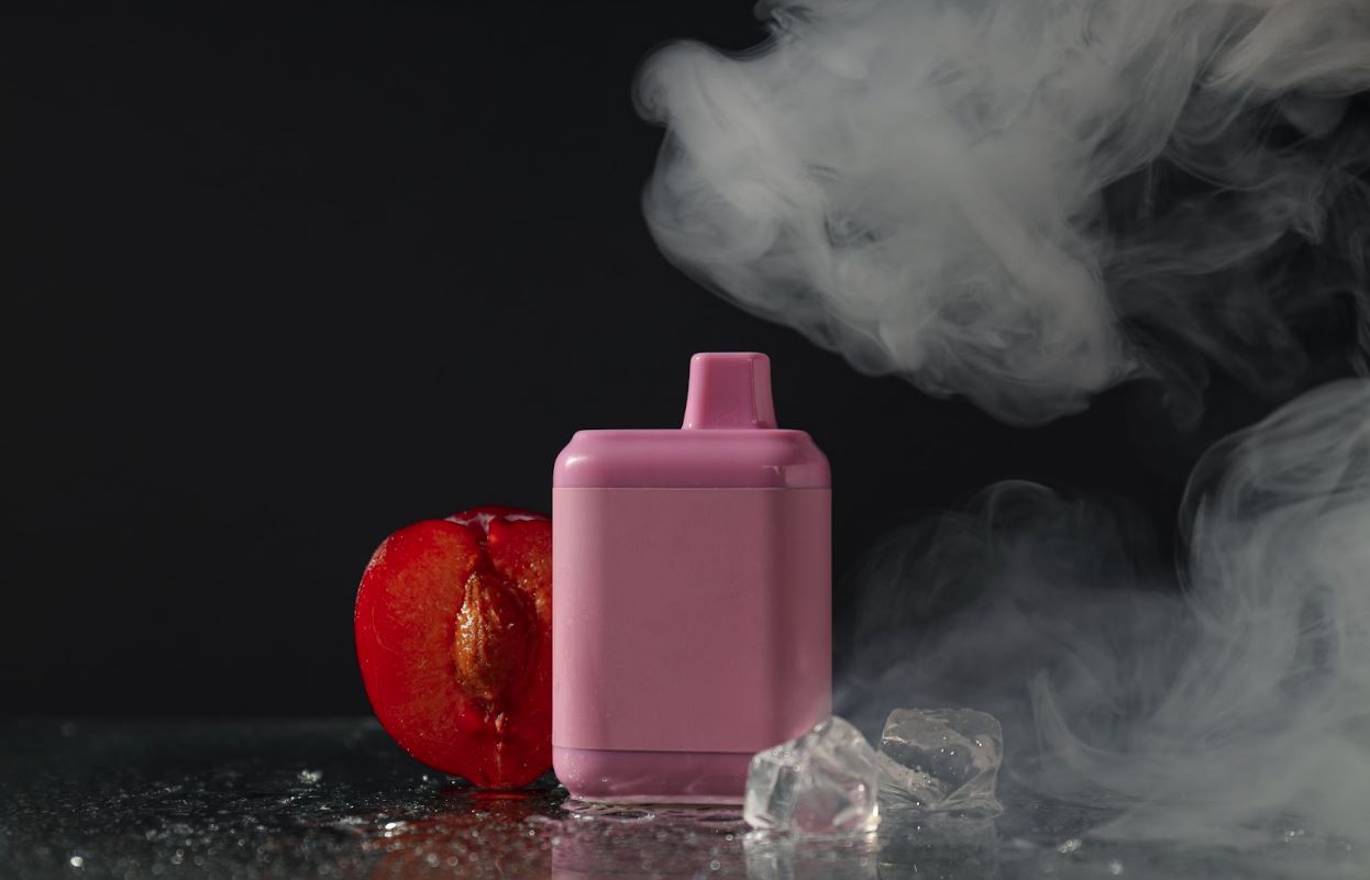 Fruity vs. Menthol: Which Geek Bar Flavor Is Right for You? - Select Vape